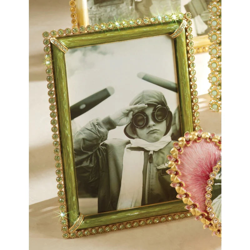 Lorraine Stone Edge 4" x 6" Frame-Leaf – Holidays in Bloom